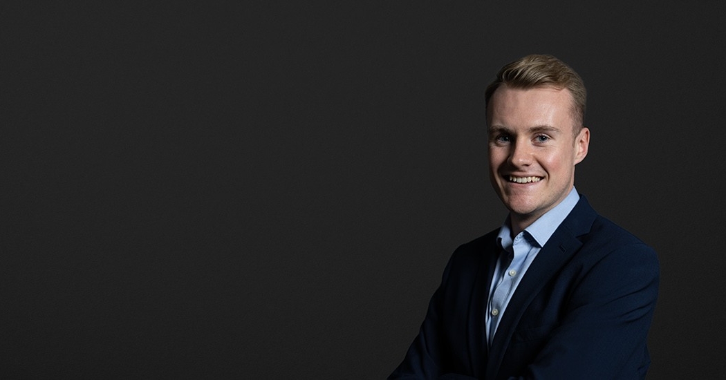 Dom Buxton | Simmons & Simmons