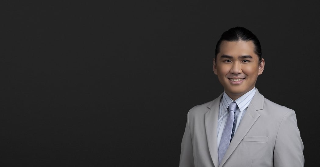 Darren Low | Simmons & Simmons