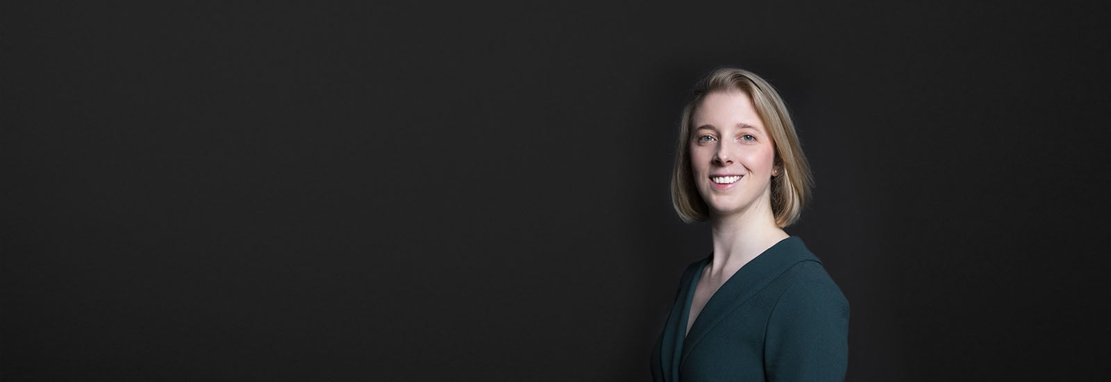 Handling case materials | Simmons & Simmons