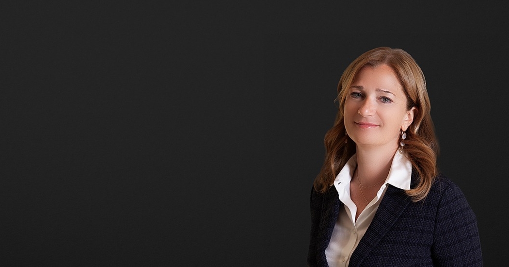 Emanuela Molinaro | Simmons & Simmons