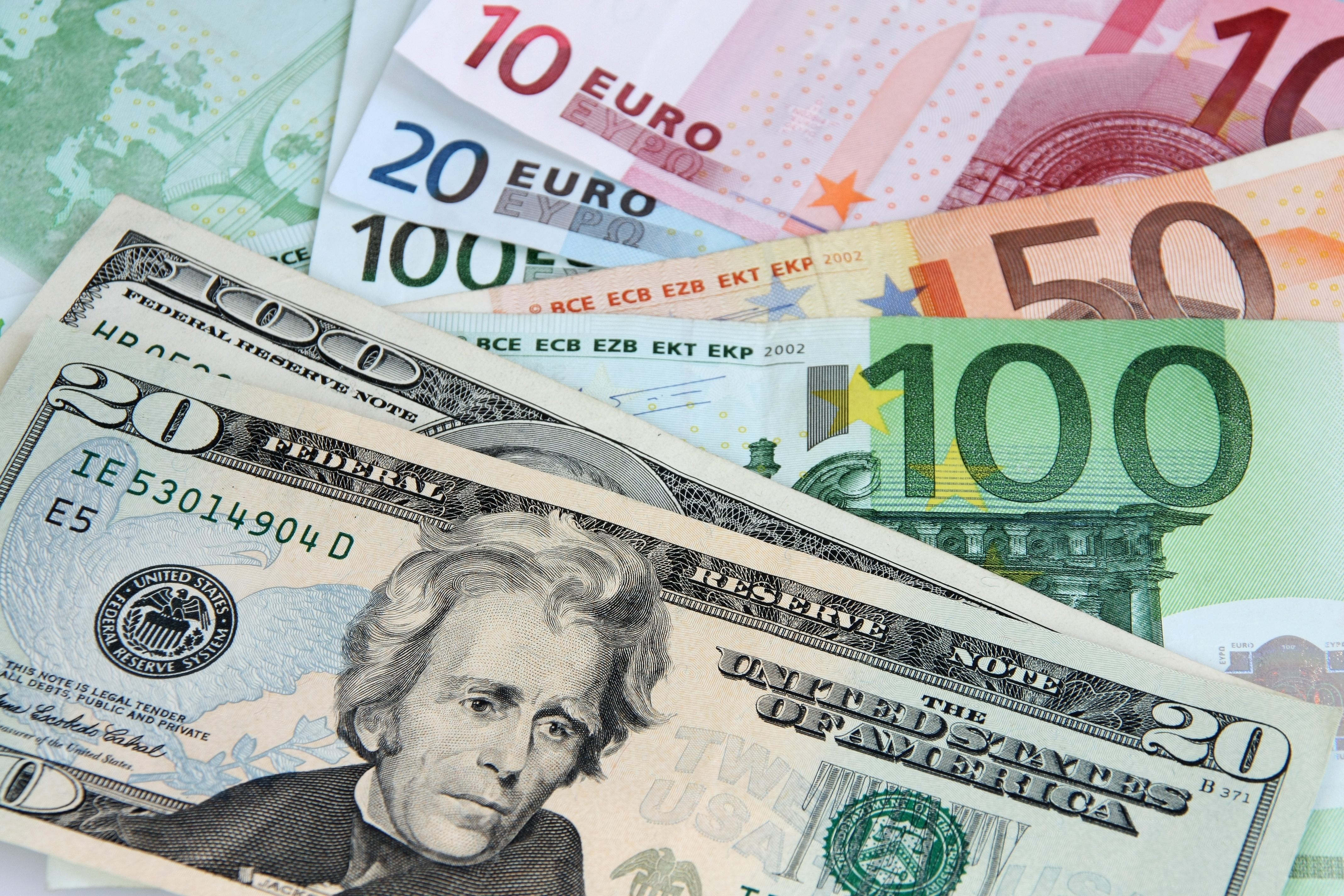 EUR USD Euro at Risk of Major Breakdown as the ECB Prepares to Cut Rates tastylive