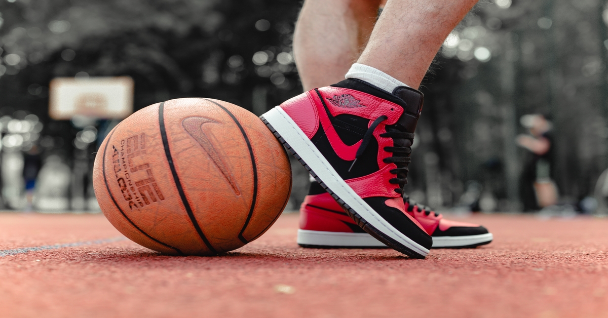 Nike Nke Earnings Preview Rallying From The 2023 Low Tastylive