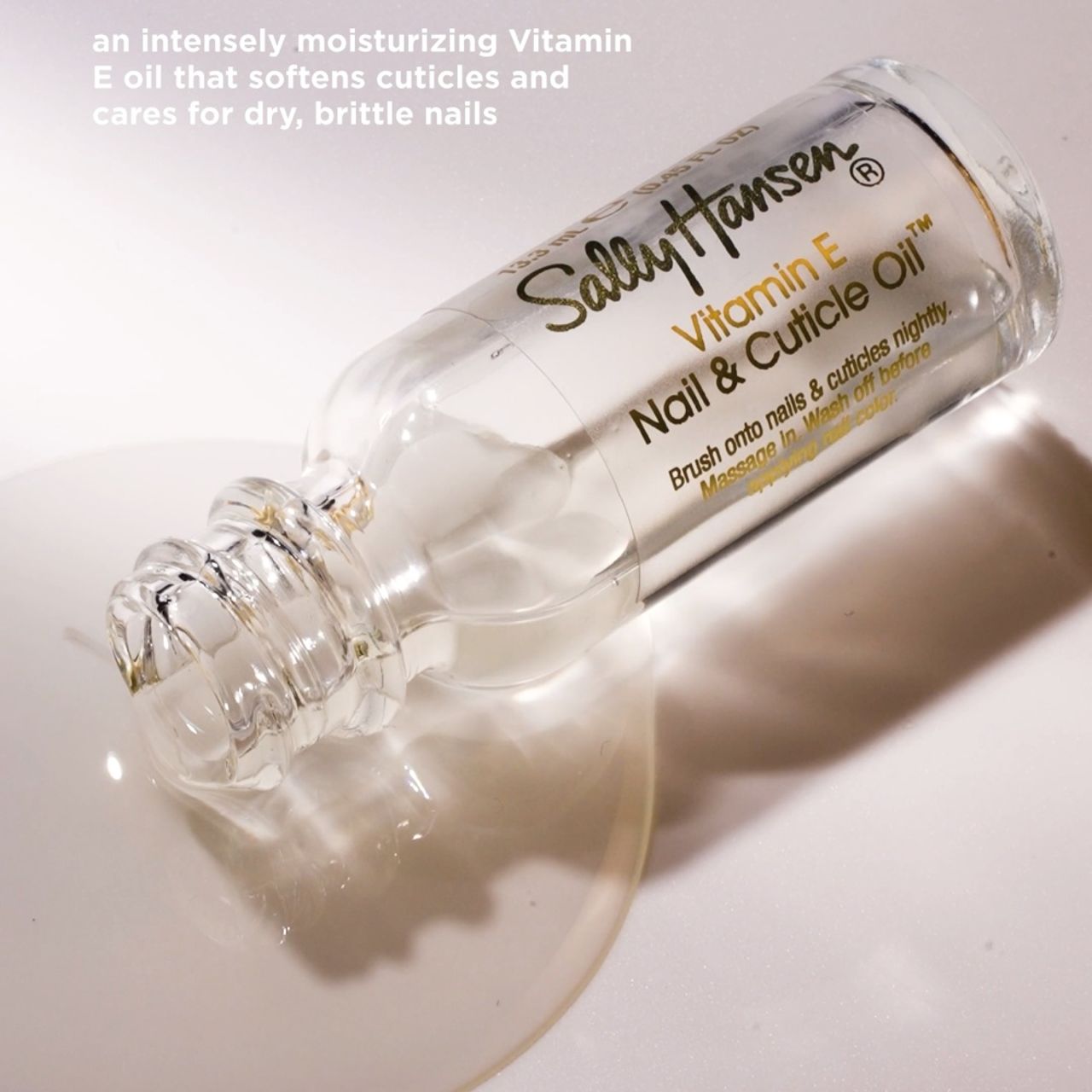 Vitamin E Nail & Cuticle Oil | Sally Hansen®