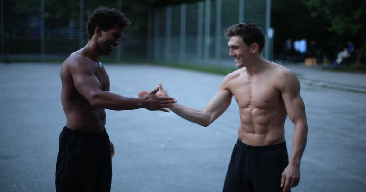 3 ways to strike up a conversation with your new training group