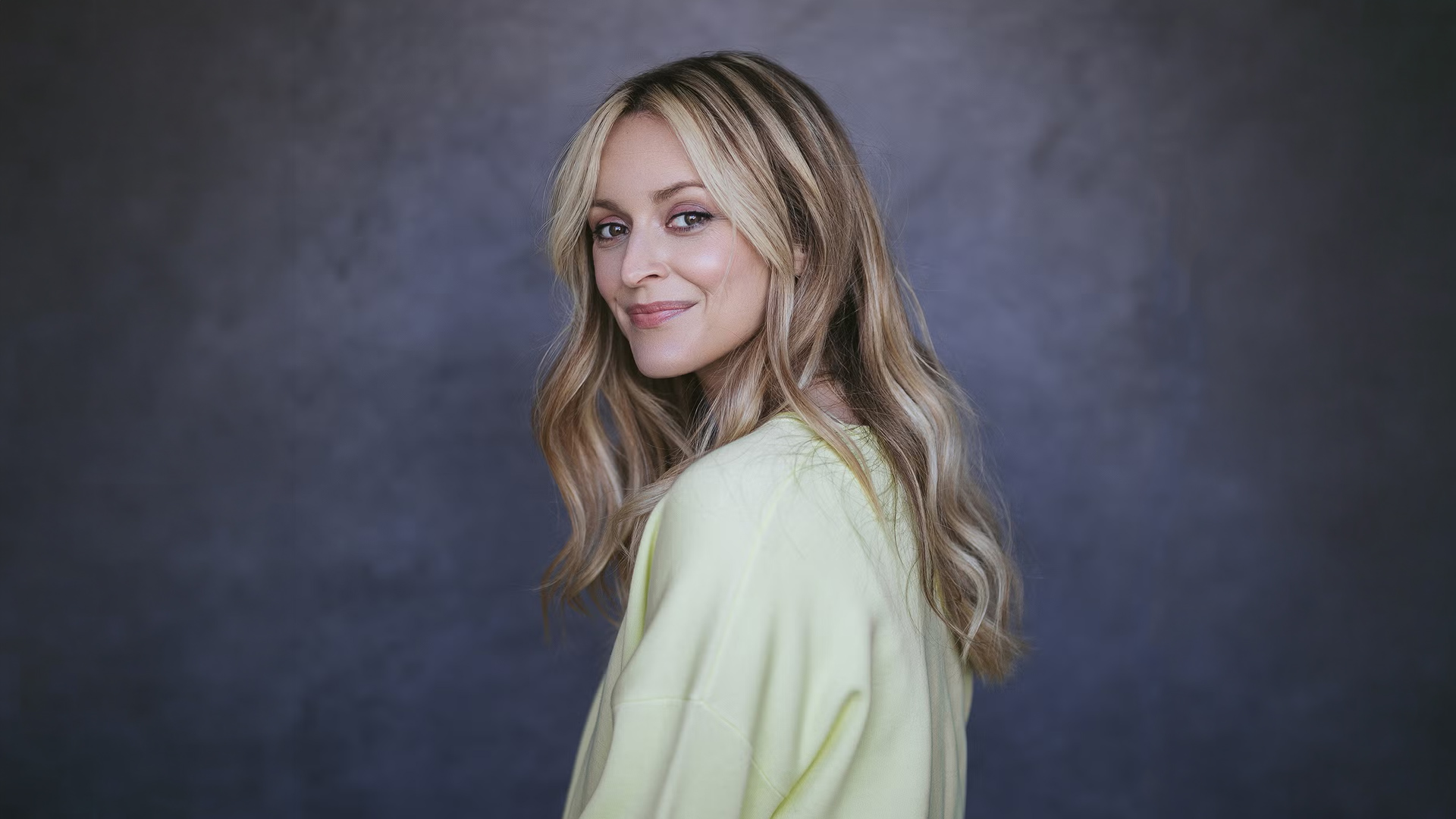 Sky Arts welcomes Fearne Cotton as co-host of Landscape Artist of the ...