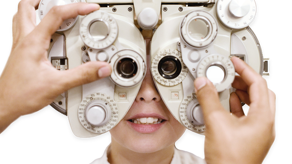 Correcting Astigmatism with Contact Lenses | ACUVUE®