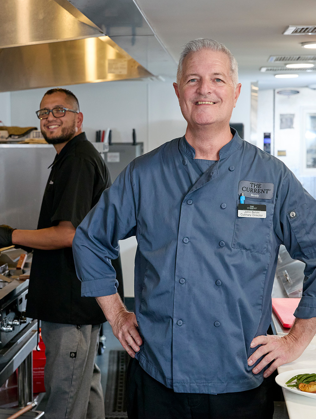 24 Hour Senior Dining In Beverly MA | The Current Beverly