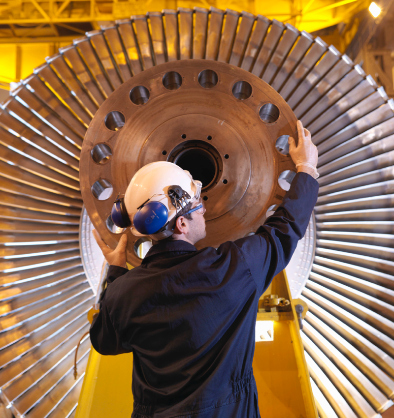 How Gulf Oil Producers Are Speeding the Green Transition