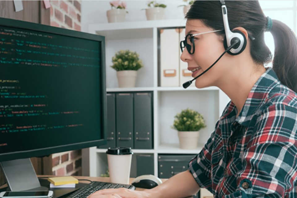 Cloud Contact Center Technology: Empowering Your Employees | Verizon ...