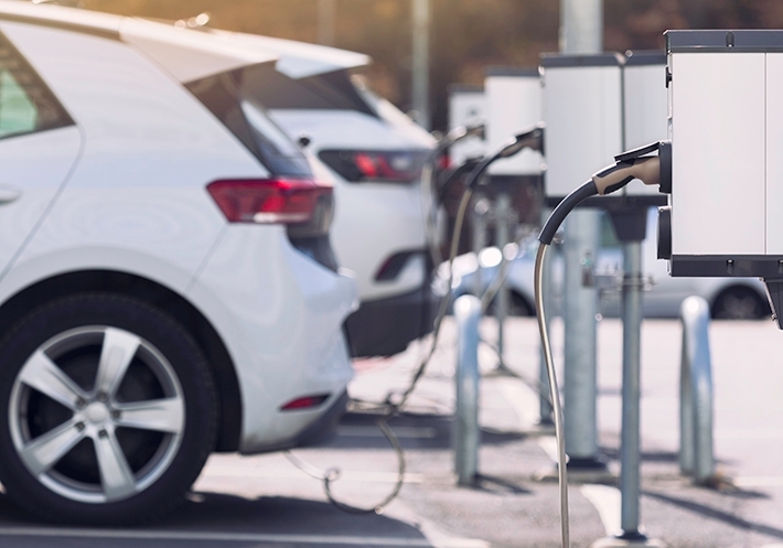 Electric Vehicle Standards Ease Range Anxiety and Overheating Concerns ...