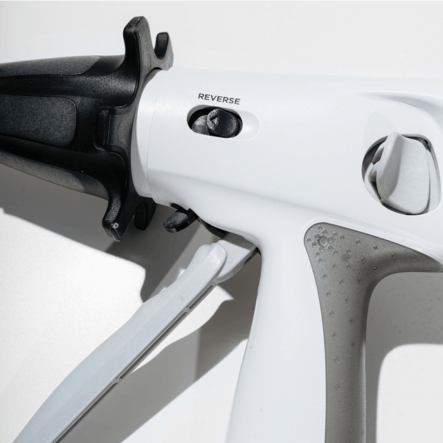 ECHELON™+ Stapler with GST Reloads | J&J MedTech US