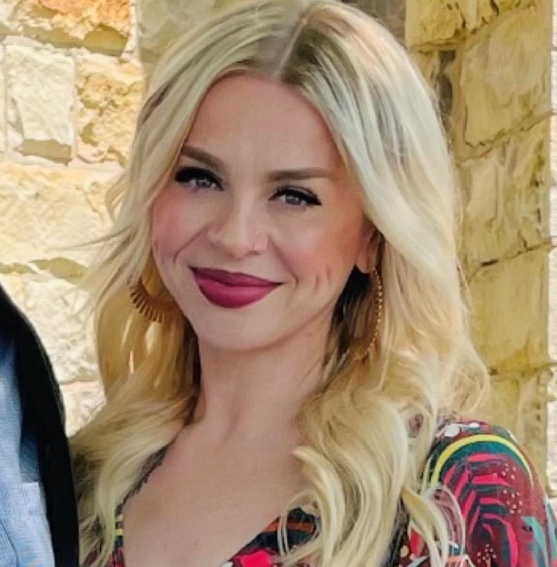 Amanda Patton's Instagram, Twitter & Facebook on IDCrawl