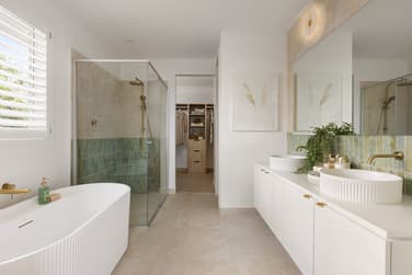 Display Homes in Greenbank, Everleigh Estate | Plantation Homes