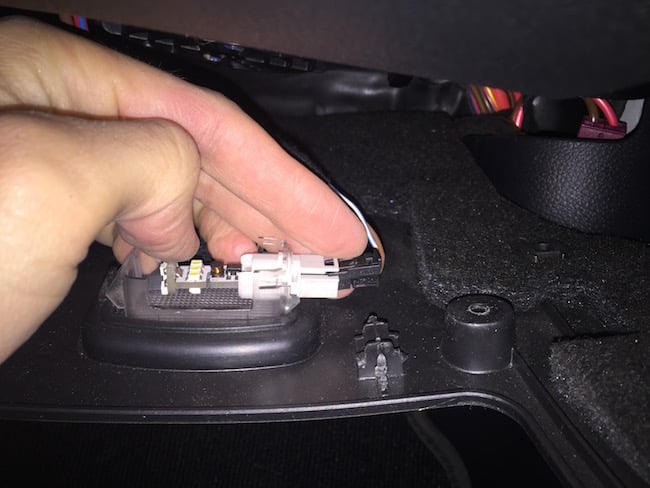 How to Hardwire a Radar Detector in a Mercedes-Benz C-Class (W204 ...