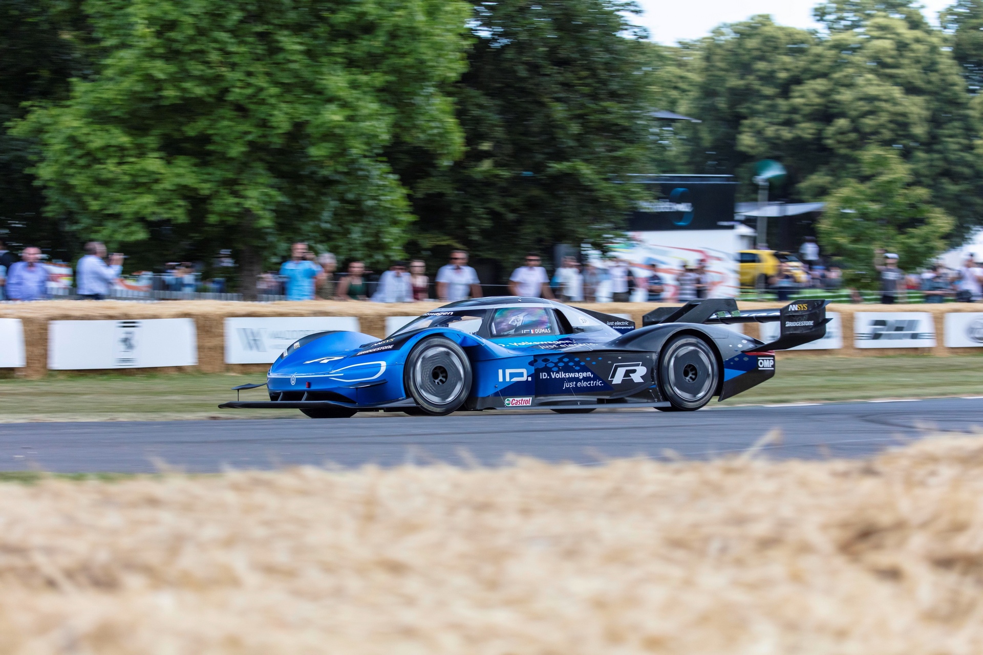 Faster Than Fossil Fuels: The Volkswagen ID.R Sets The Overall Record ...
