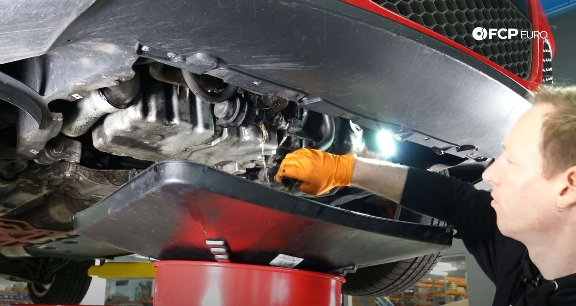 How To Replace A Mk5 Volkswagen GTI Oil Filter Housing (VW FSI EA113 ...