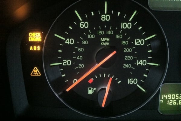 How to Install a Volvo Wheel Bearing Lock Brace (P1) | FCP Euro