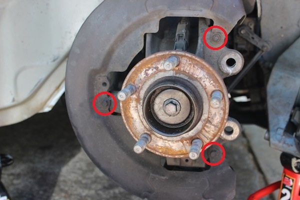 How to Install a Volvo Wheel Bearing Lock Brace (P1) | FCP Euro