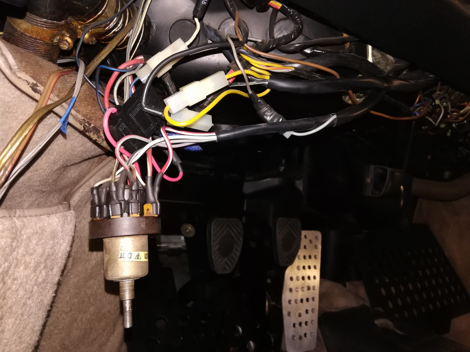 How To Replace The Turn Signal Switch On An Air-Cooled Porsche 911 ...