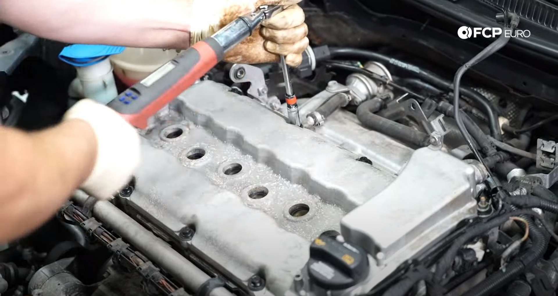 How To Replace A Volkswagen VR6 Valve Cover Gasket & PCV (Mk5 VW GTI ...