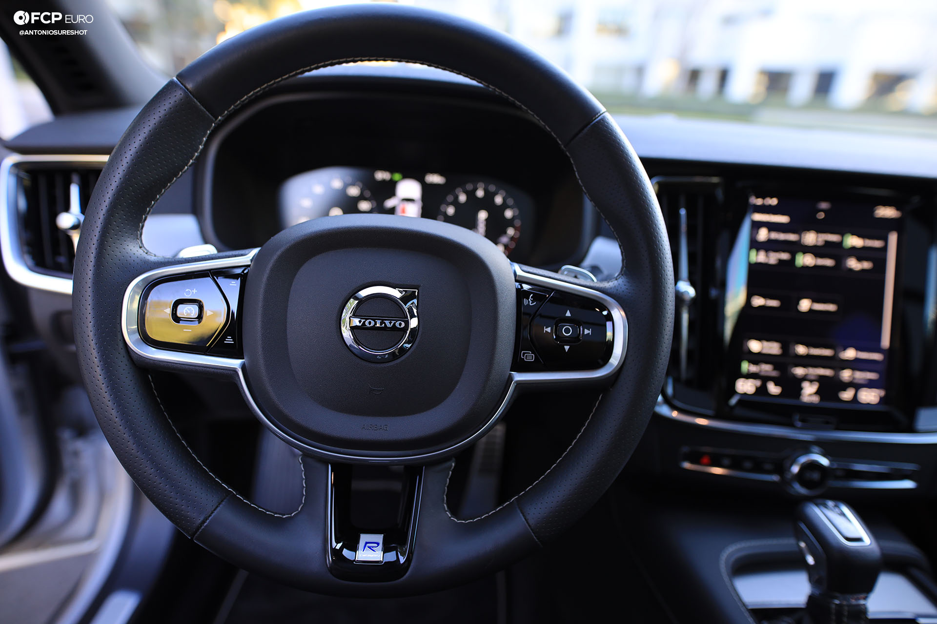 Swedish Style Wagon - Volvo V90 R-Design | FCP Euro