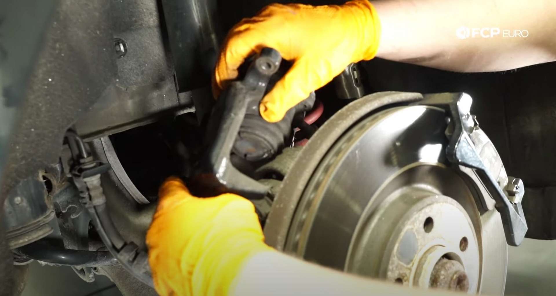 How to Replace B8 Audi S4 Rear Brake Pads & Rotors (Audi S4, S5, & SQ5 ...
