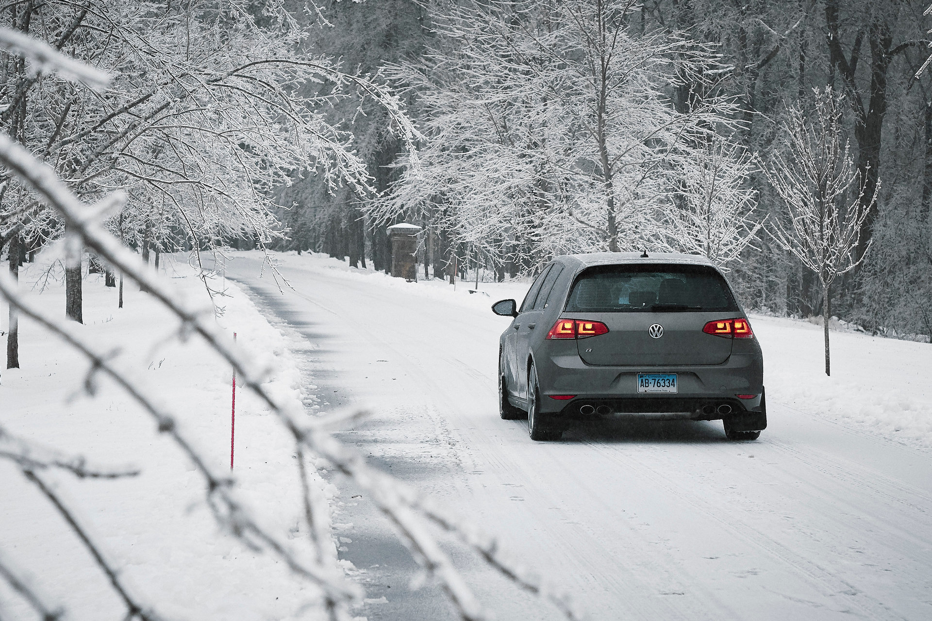 Weekly Wallpaper: Frosty Golf R Edition | FCP Euro