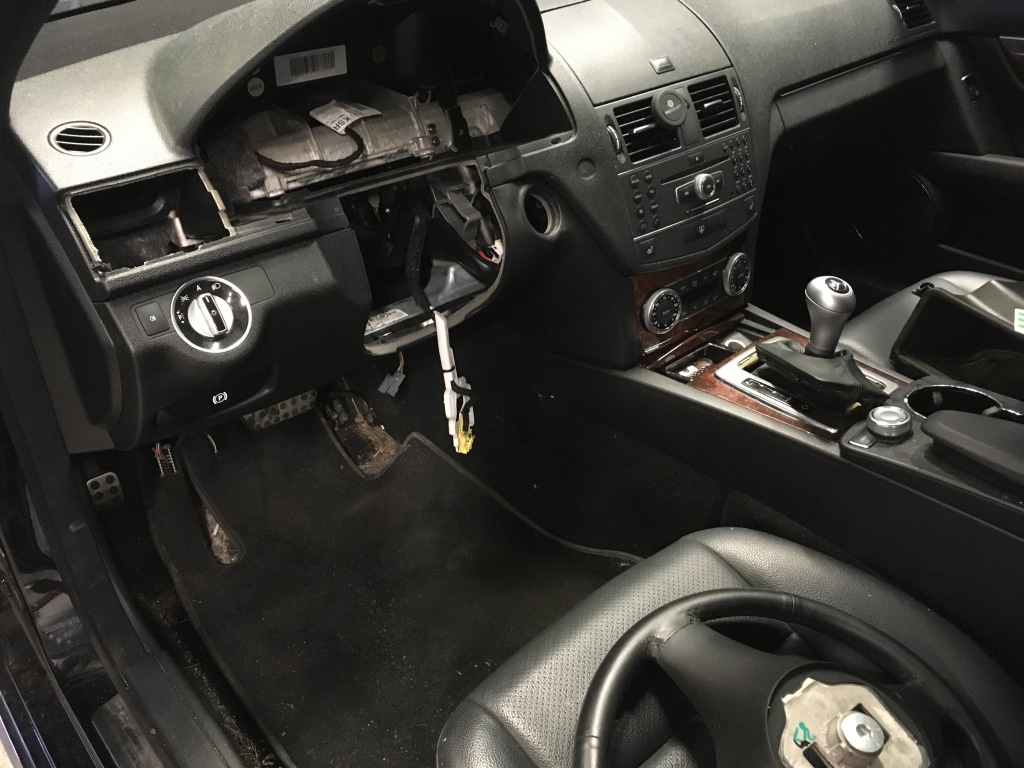 Mercedes Electronic Steering Lock Failure - Part Two | FCP Euro