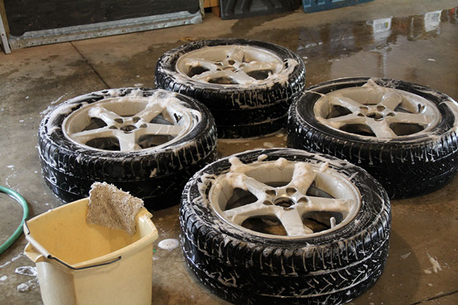 How to Spray Paint Alloy Wheels in Hyper Silver | FCP Euro