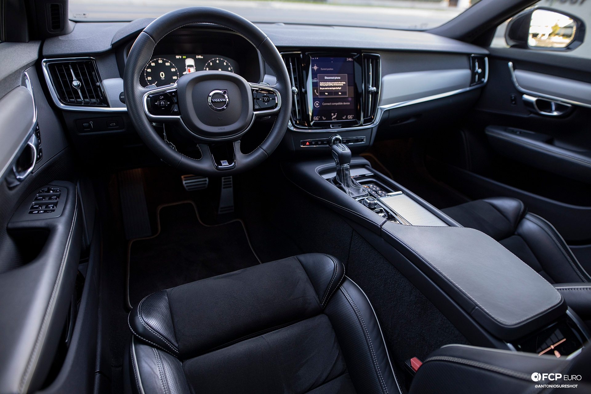 Swedish Style Wagon - Volvo V90 R-Design | FCP Euro