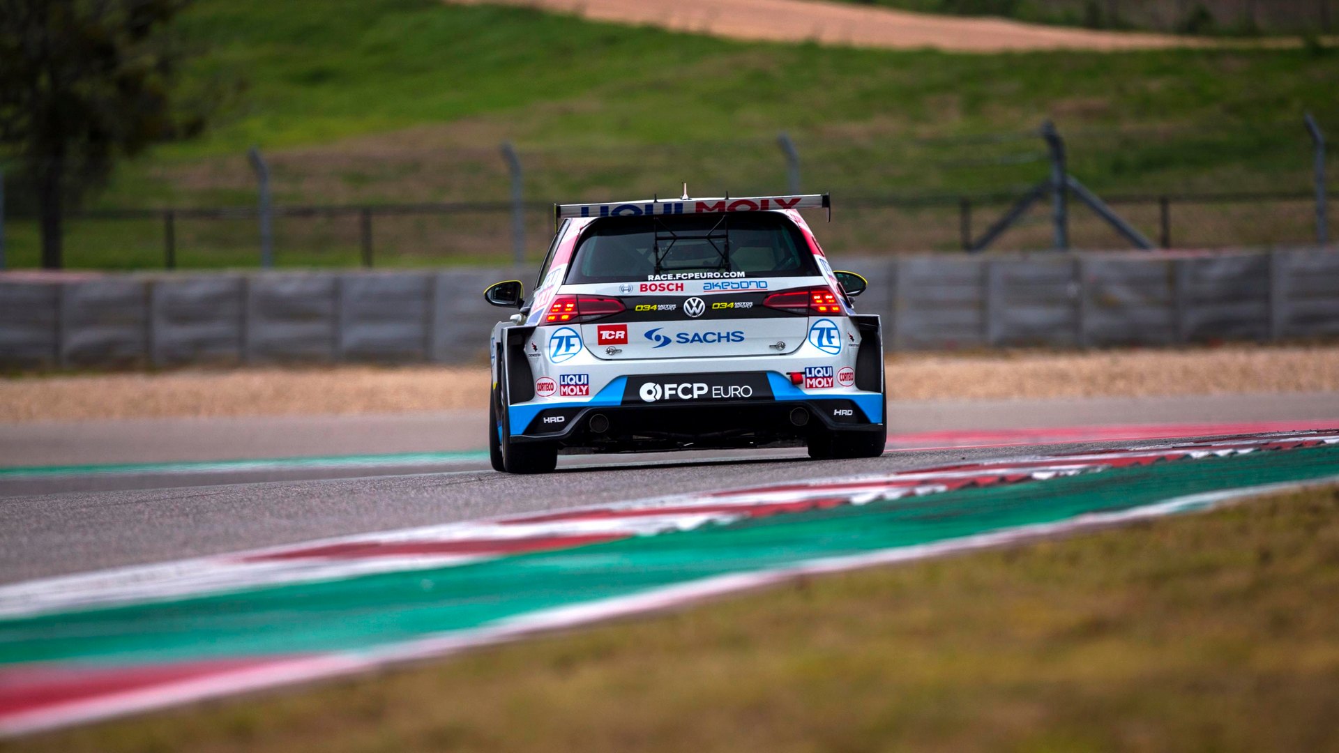 Weekly Wallpaper: Volkswagen GTI TCRs Testing In The Rain Edition | FCP ...