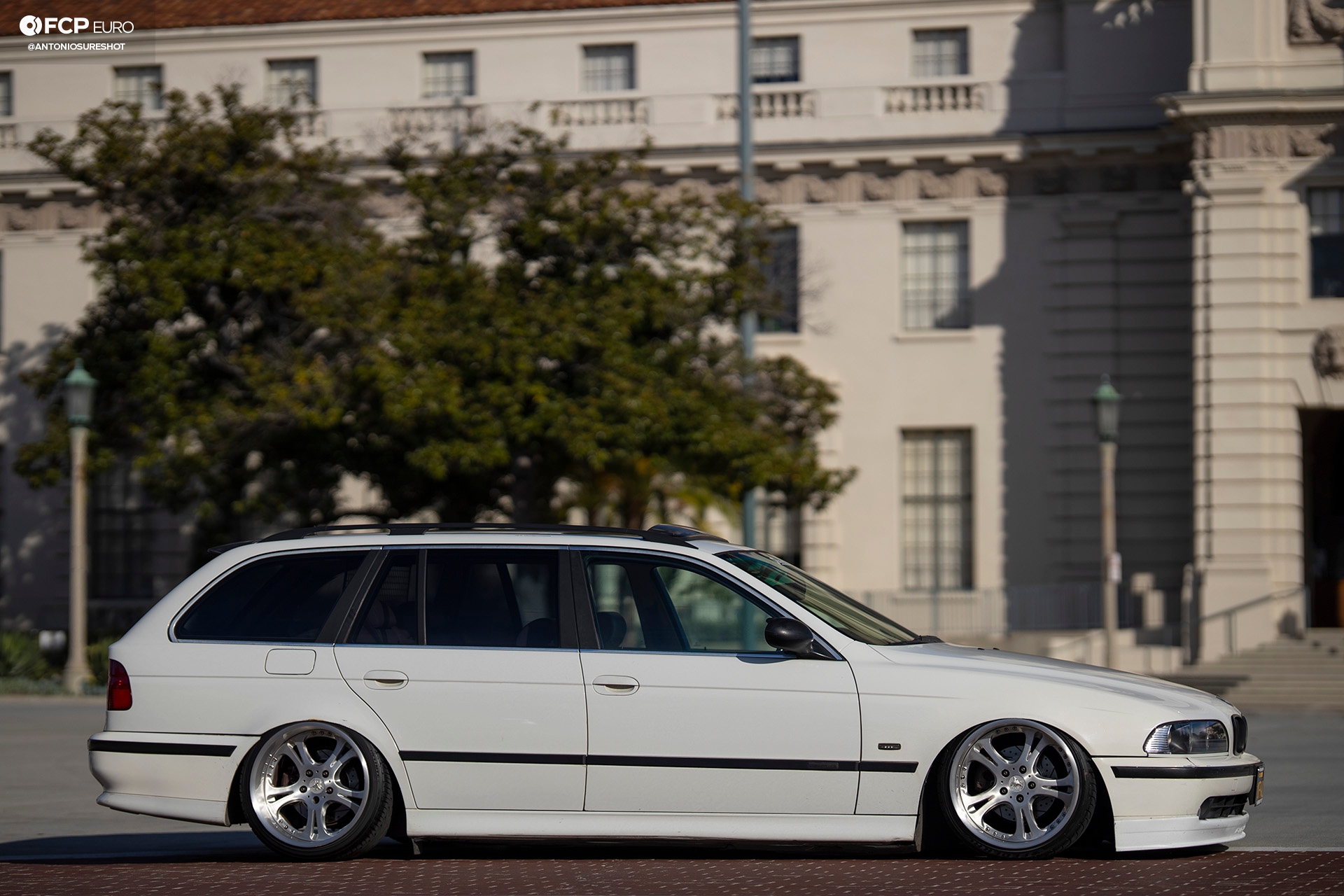 Dead Set On Air - BMW E39 525i Touring | FCP Euro