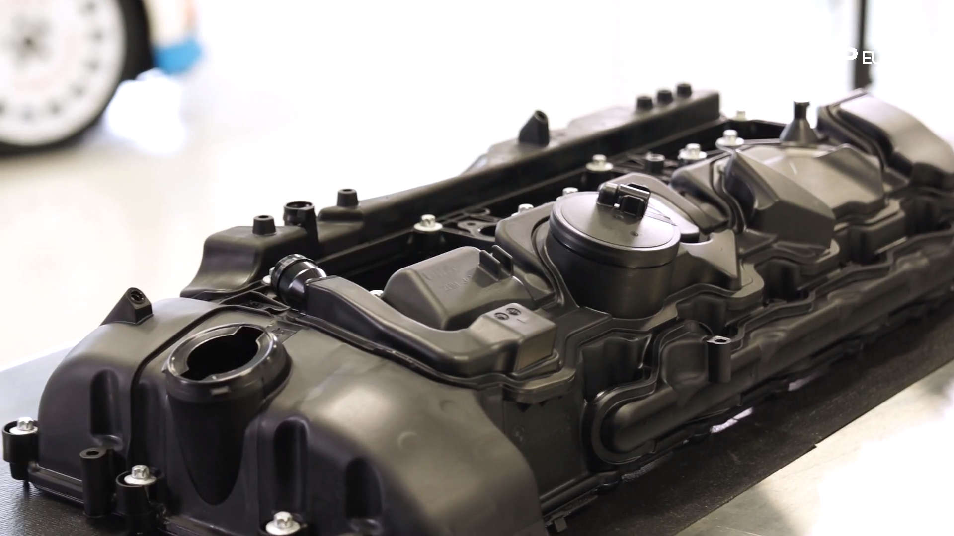 BMW N55 Valve Cover (X5, X3, 335i, & More) - Failures, Symptoms, And ...