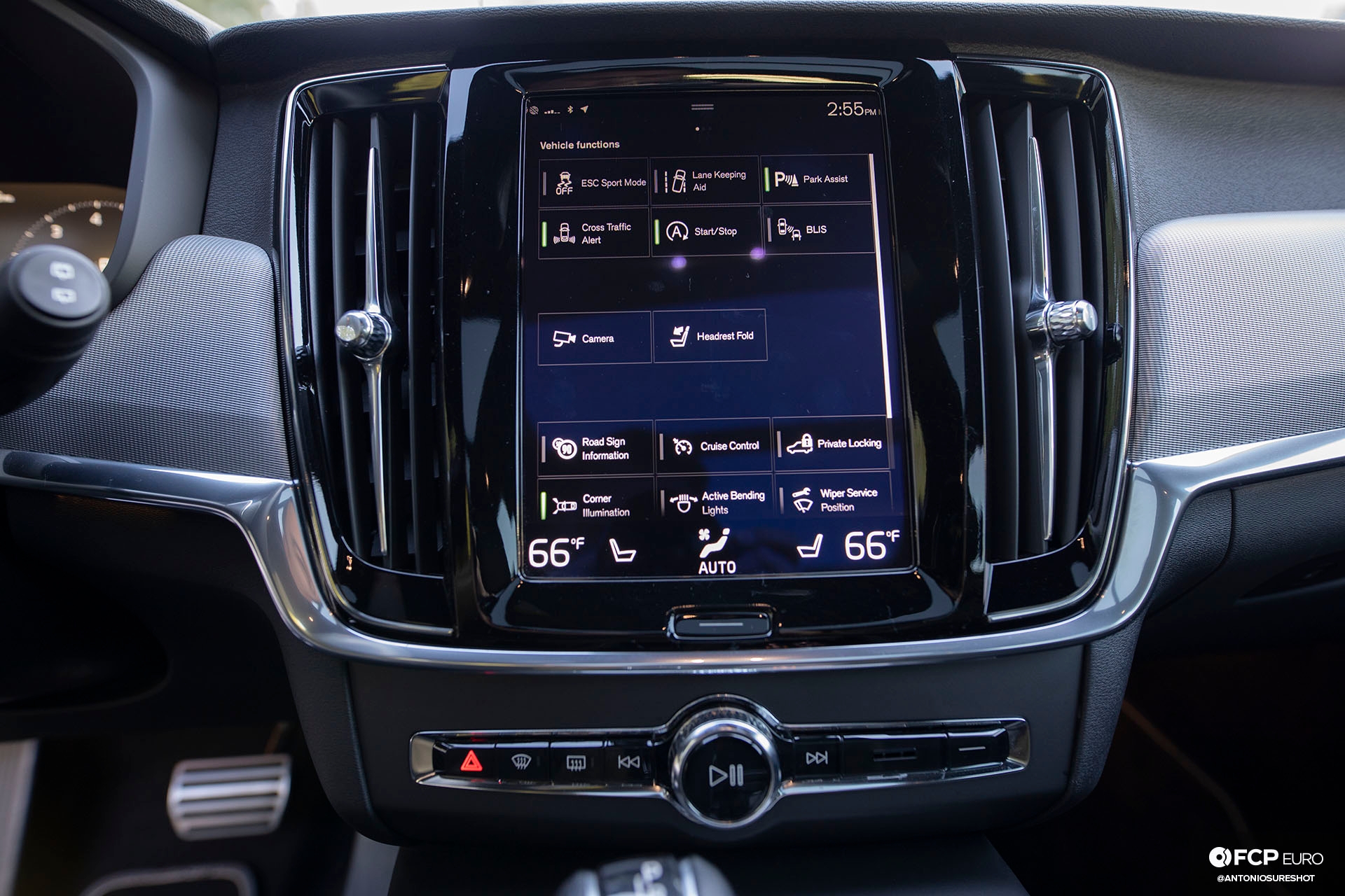 Swedish Style Wagon - Volvo V90 R-Design | FCP Euro