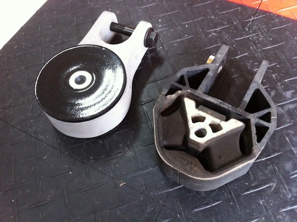 How to Remove & Replace Transmission Torque Mount on a P1 Volvo (C30 ...