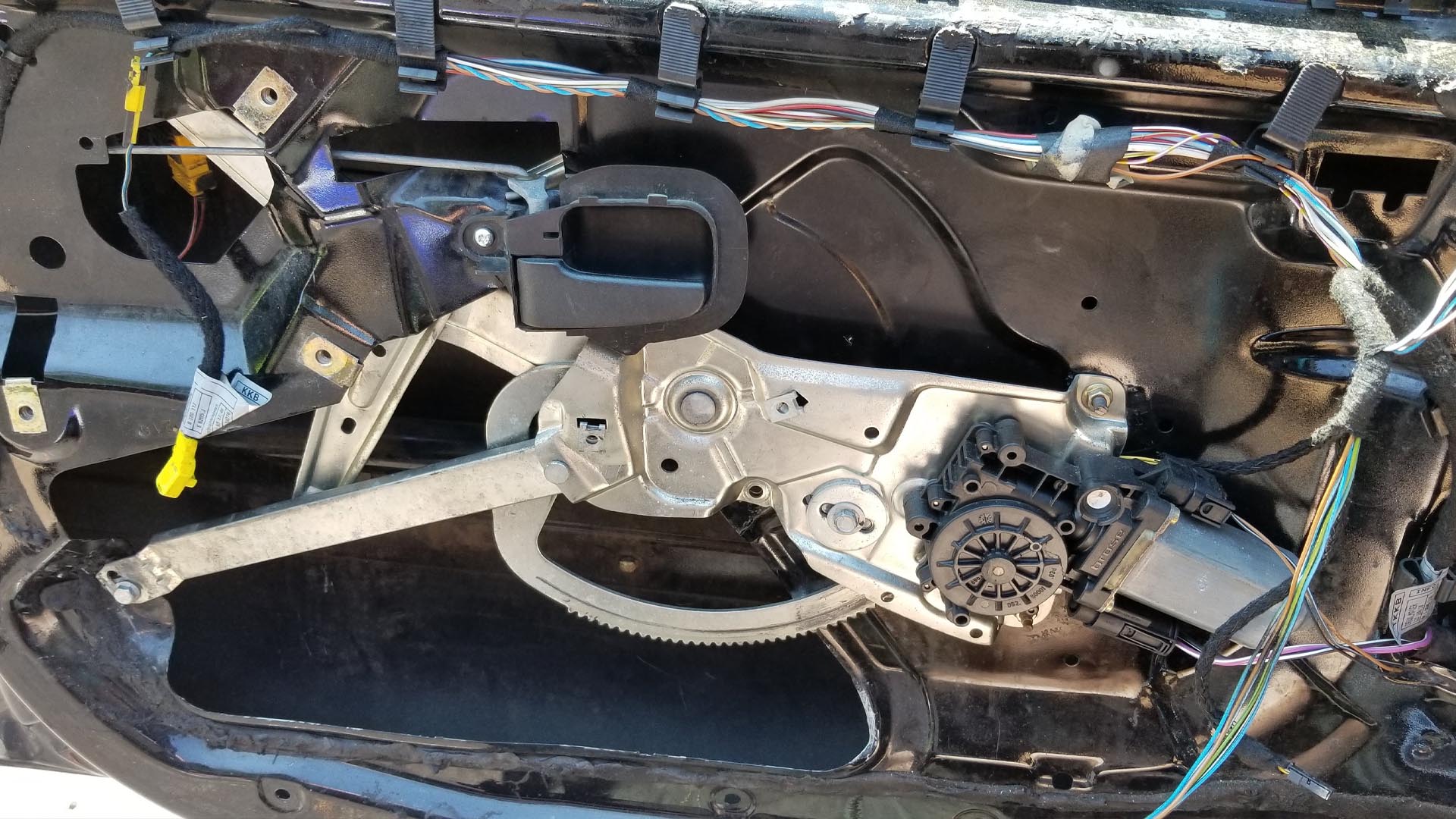 How To Replace A BMW E36 Front Window Regulator And Motor | FCP Euro