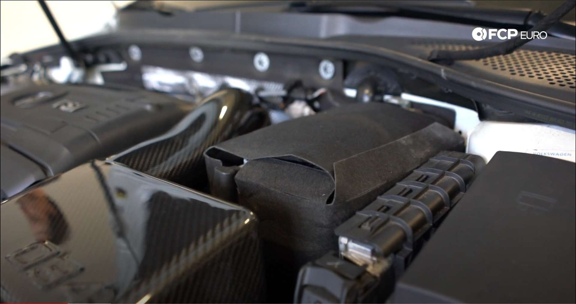 How To Replace The Battery On An MQB Platform Volkswagen/Audi (Golf ...