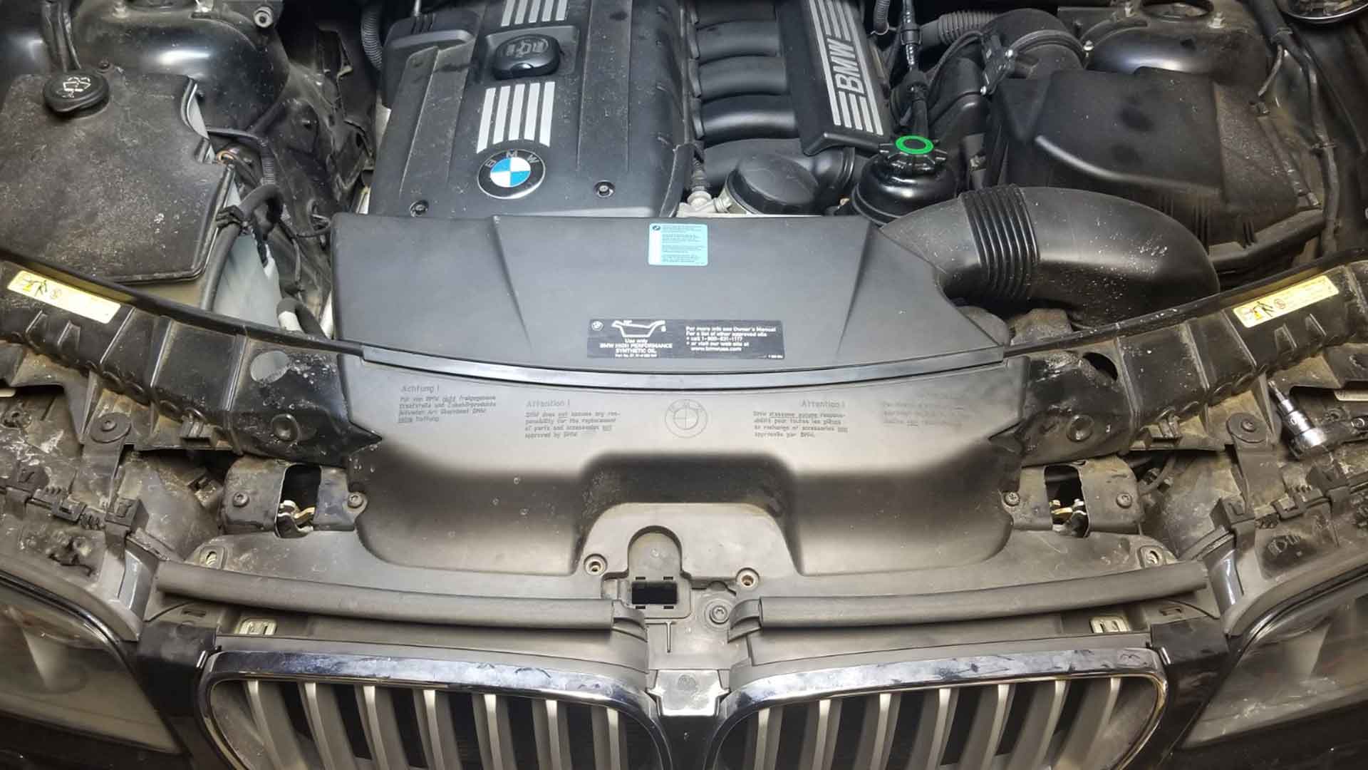 How To Fix A Leaky Oil Filter Housing On An N51, N52, N54, Or N55 ...