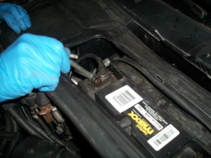 How to Replace an Audi 2.8L V6 Oxygen Sensor | FCP Euro