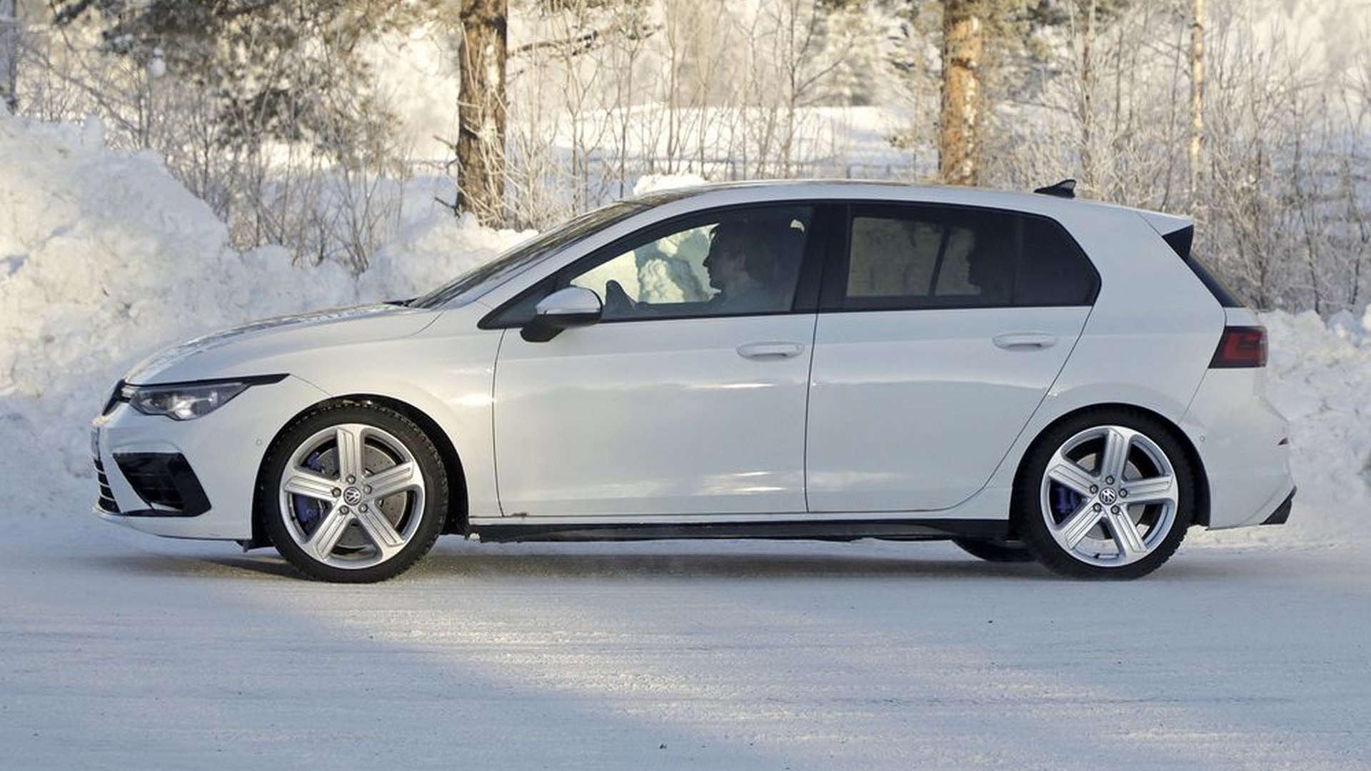 Volkswagen MK8 Golf R Spotted Without Camouflage | FCP Euro