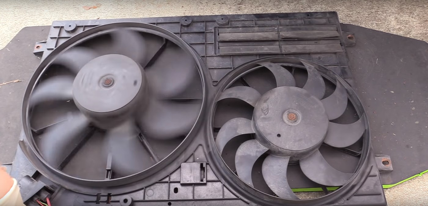 How To Replace Cooling Fans On An MK5 Volkswagen Golf GTI | FCP Euro