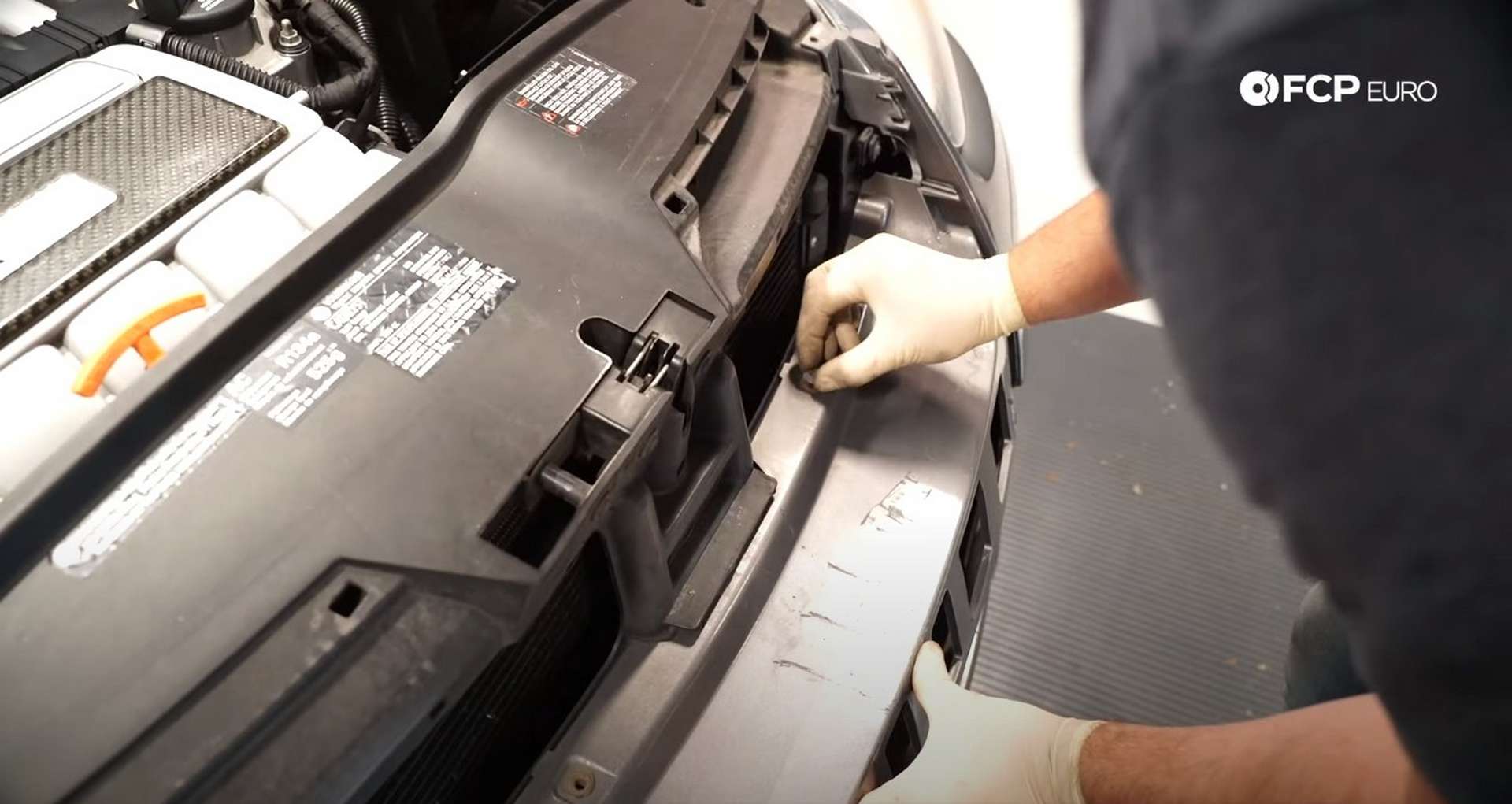 How To Replace A Volkswagen VR6 Valve Cover Gasket & PCV (Mk5 VW GTI ...