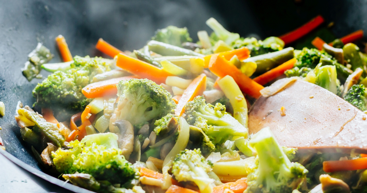 Chinesische Rezepte: Knackiges Wok-Gemüse