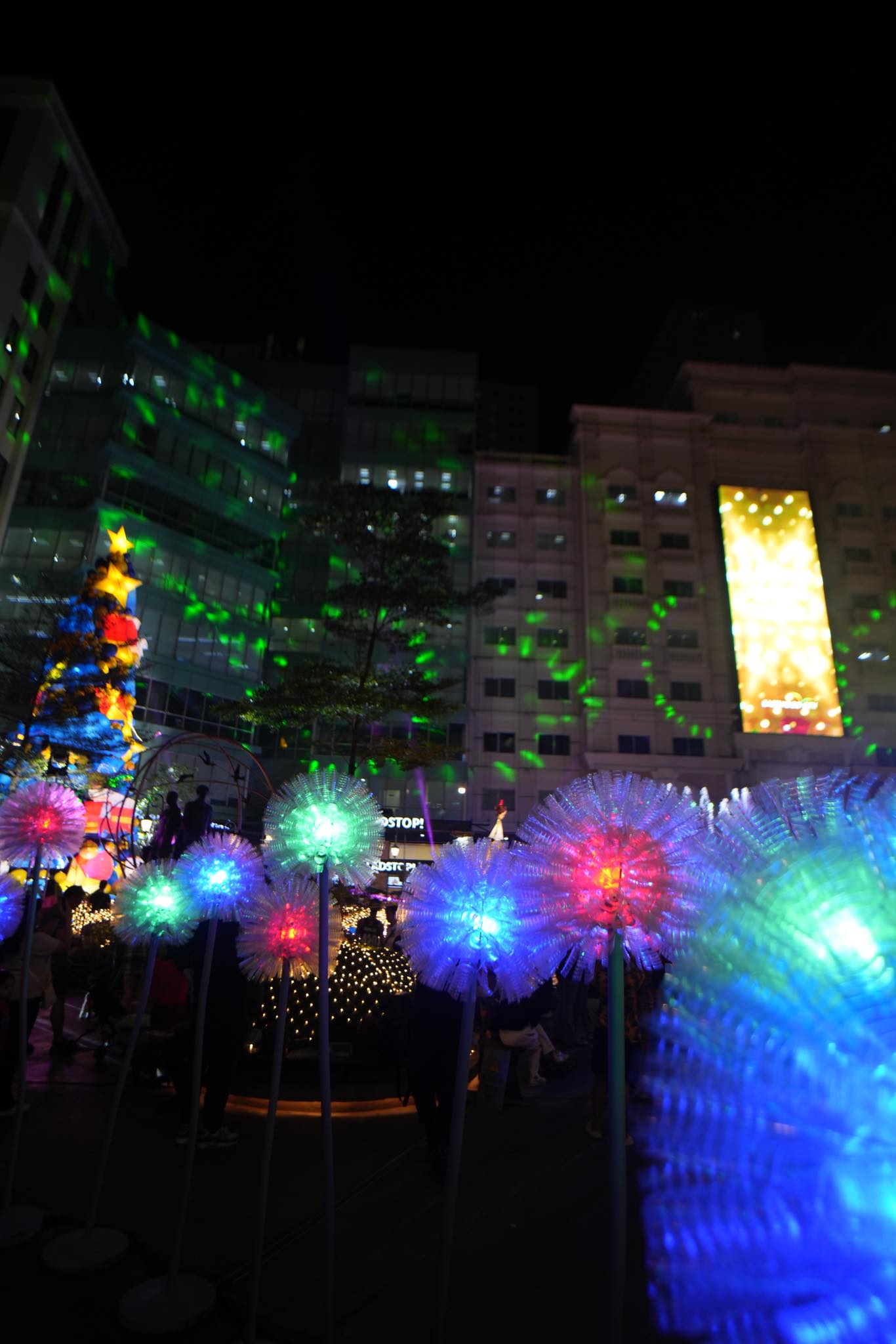 Eastwood_City_-_5.jpg