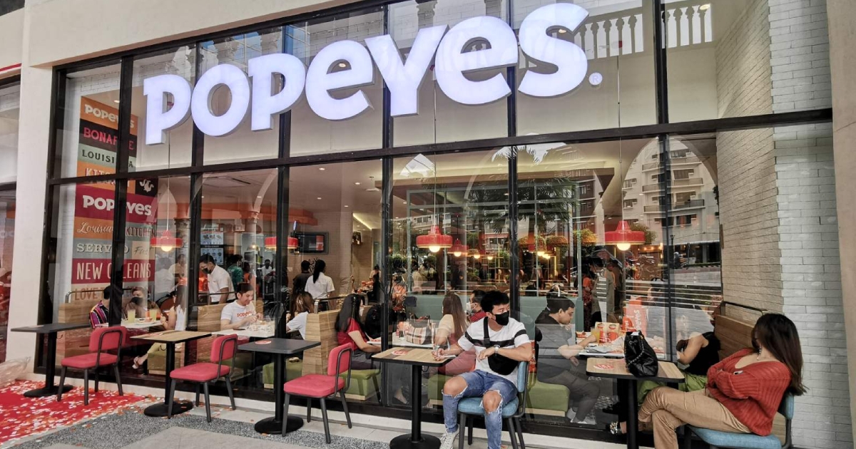 Popeyes opens new branch in the most romantic mall in the country