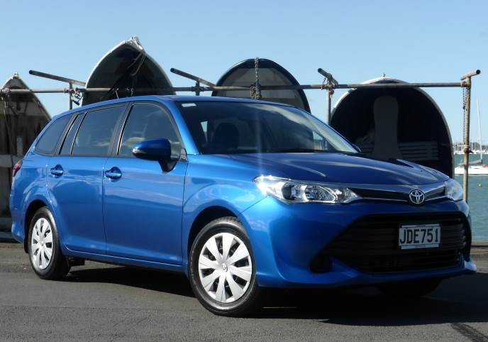 Toyota Corolla GX 2015 new station wagon review | Trade Me Motors