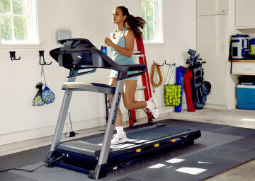 A Buying Guide to Different Types of Treadmills | Academy