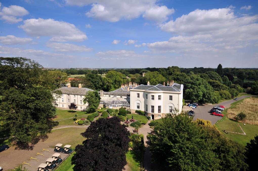 Owston Hall, Sheffield, South Yorkshire - Book a Golf Break