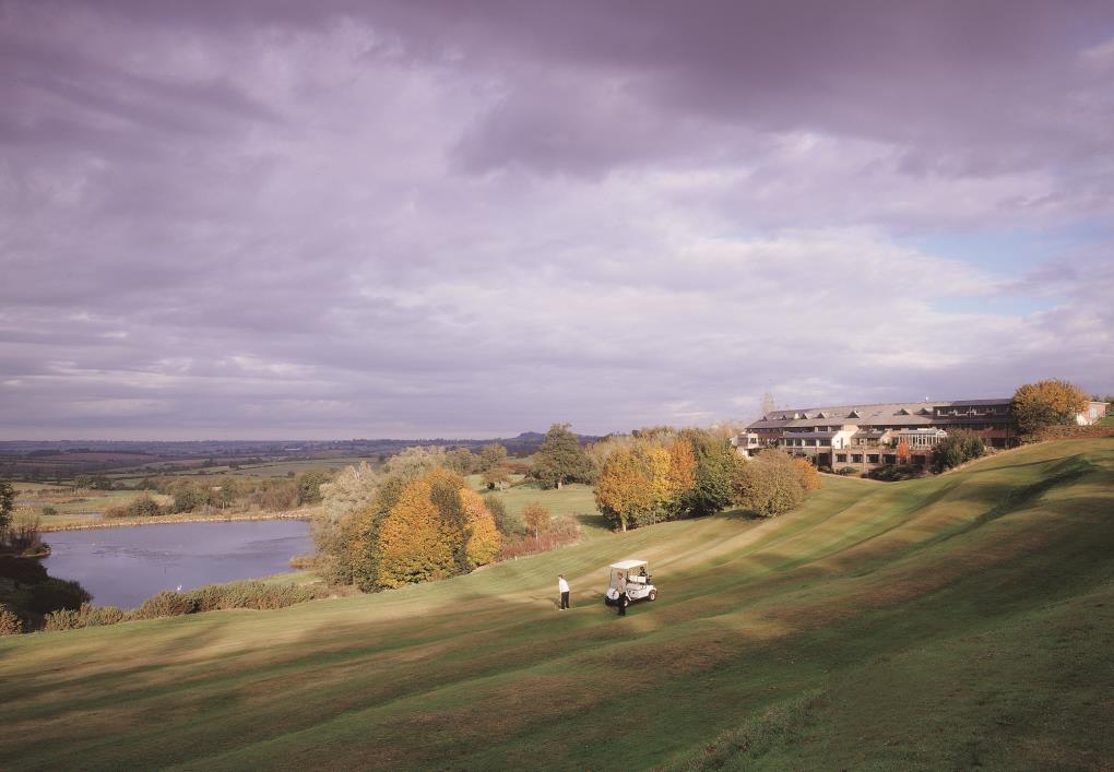 Hellidon Lakes Golf Resort, Northamptonshire - Golf Breaks