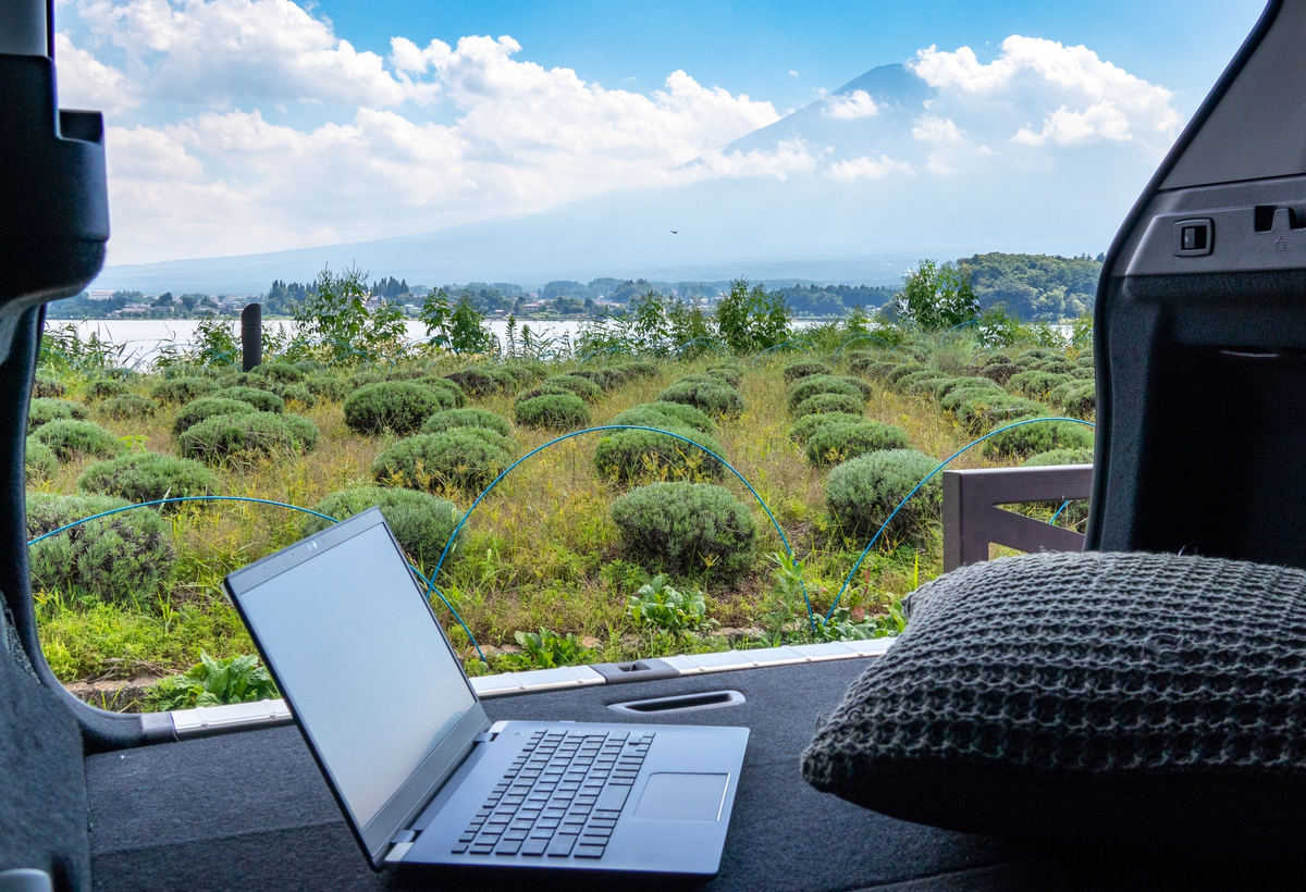 Your Guide to Hiring Remote Workers From Other Countries